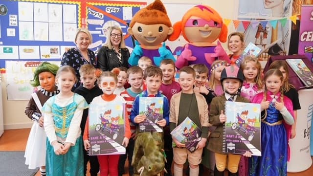 Ceredigion pupils launch new book on World Book Day 2024 | cambrian-news.co.uk